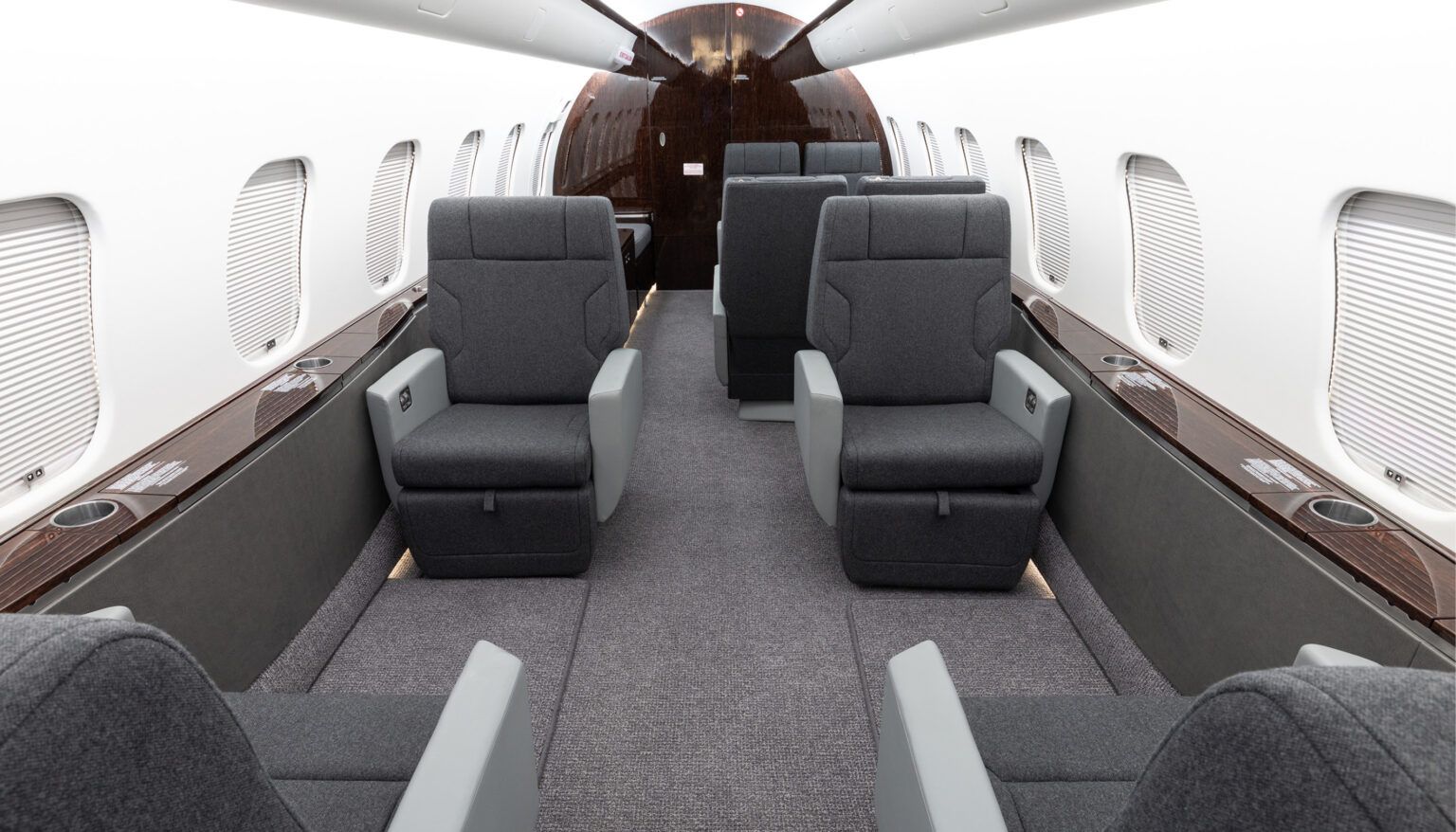 GL-5000 updated at Duncan Aviation | Business Jet Interiors
